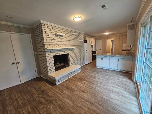3493 W Highway 20 W