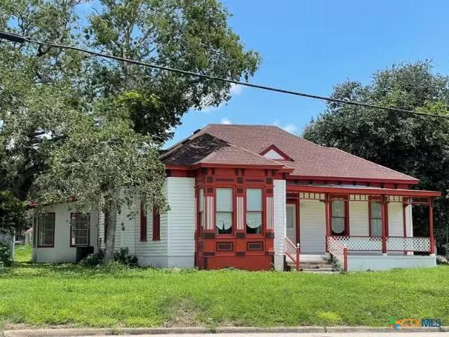 349 & 351 N Jefferson St, Goliad, TX 77963 MLS 552237