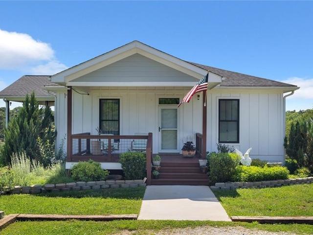 349 Amberwood Rd, Pickens, SC 29671