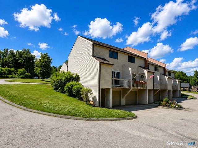 349 Allen Rd Unit 45D, Torrington, CT 06790