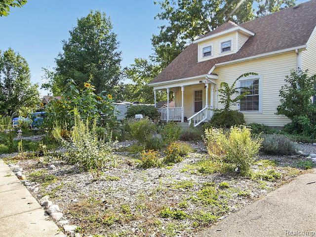 349 Barnum Street
