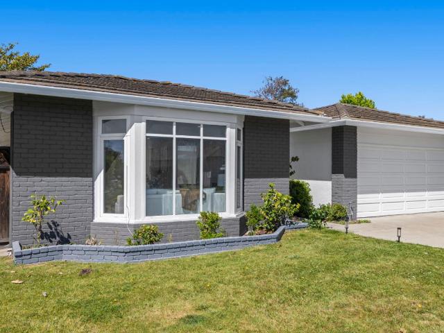 349 Bluefish Court
