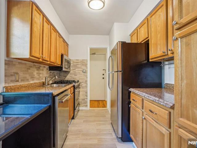 349 Bloomfield # 53