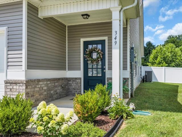 349 Geneva Ln