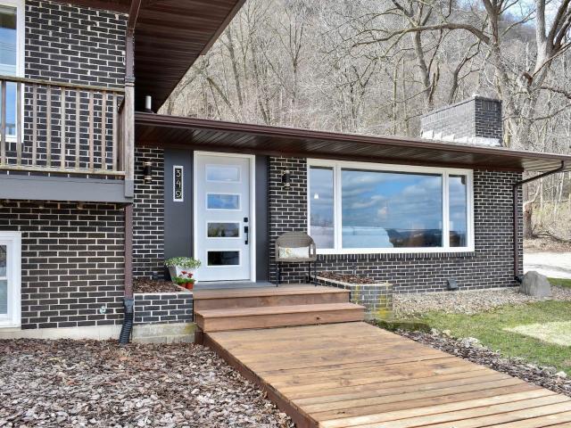349 E Lake Boulevard