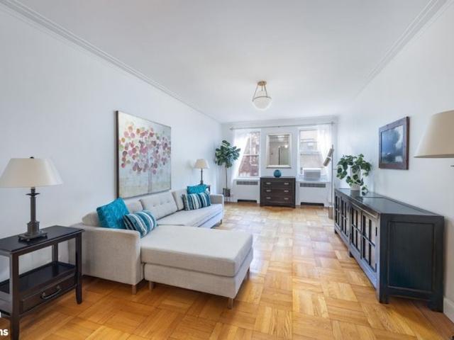 349 East 49th Street, New York, NY