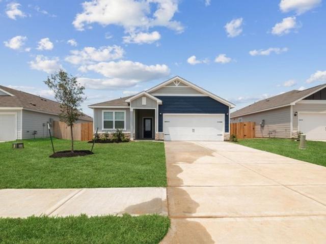 349 Fastboy Ln, Waller, TX 77484