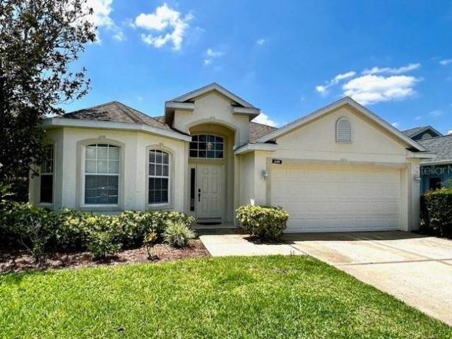 349 Oxford Dr, Davenport, FL 33897
