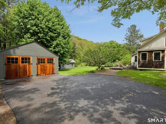 349 Litchfield Rd, New Milford, CT 06776