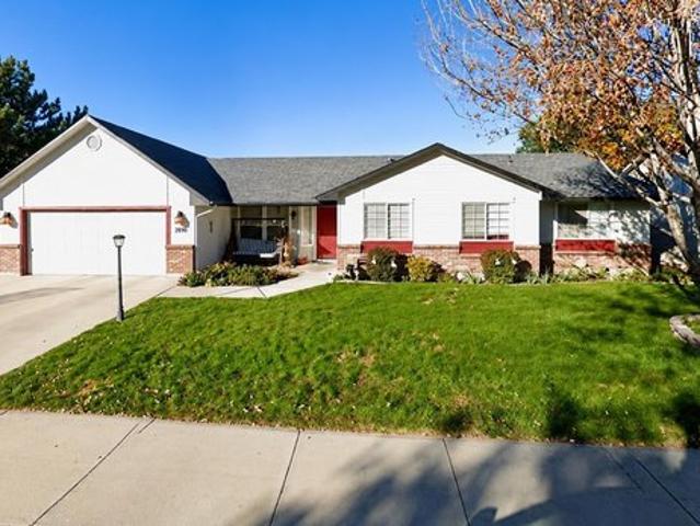 349 S Lodestone Ave, Meridian, ID 83642
