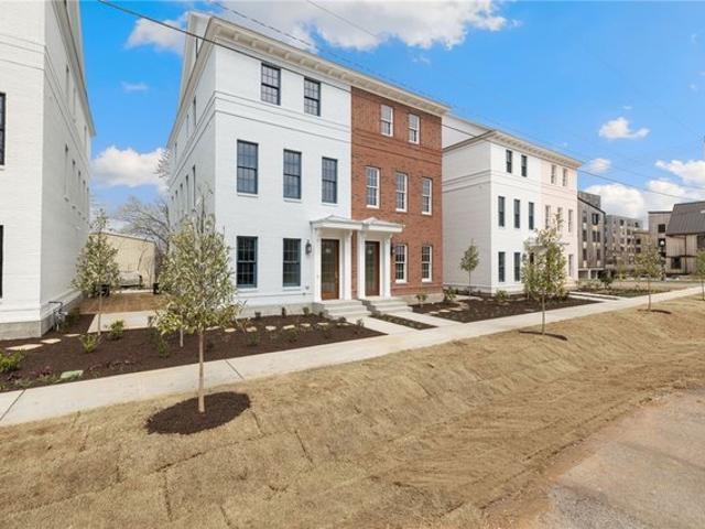 349 SE 4th St, Bentonville, AR 72712