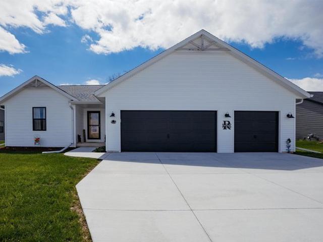 349 Prairie Fox St, North Fond du Lac, WI 54937