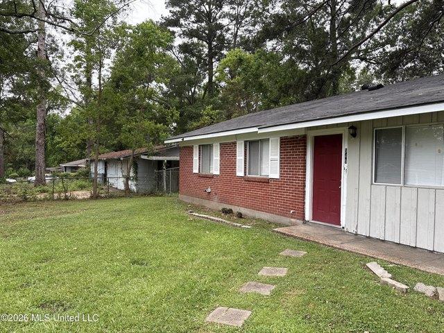 349 Queen Isabella Ln, Jackson, MS 39209