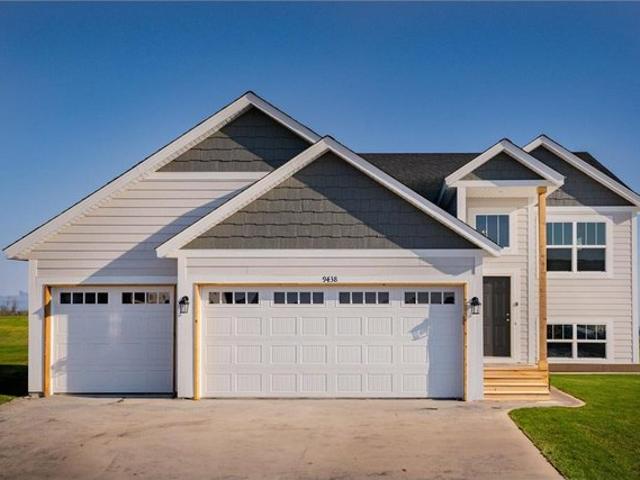 349 Roberts Ave NW, Delano, MN 55328