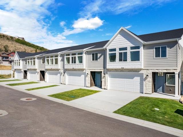 349 W Park Dr Unit 116, Garden City, UT 84028