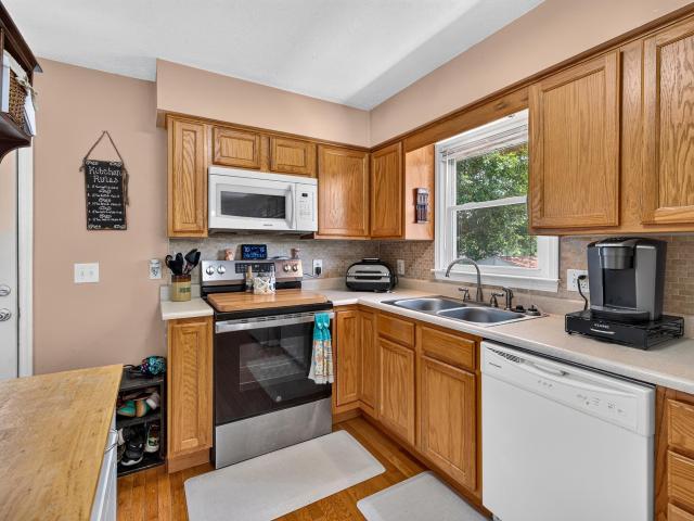 349 walker way