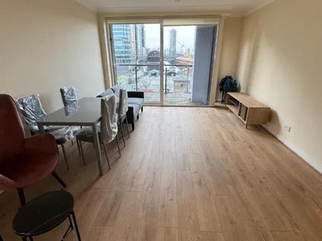 34 44 Boardwalk Place, London, E14 5SE, United Kingdom | 2 bed apartment for rent #137836086 | Rentberry