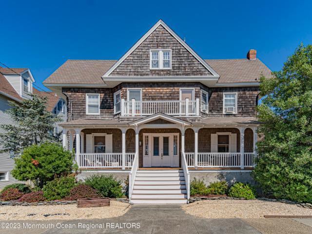 34 4th Avenue