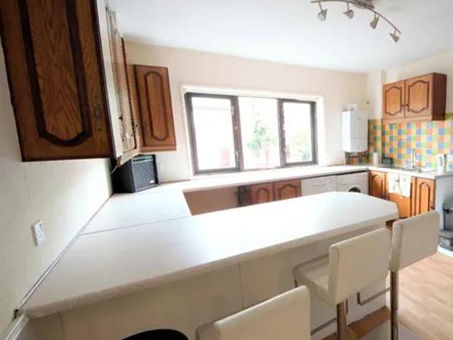 34 52 Treaty Street, London, N1 0UF, United Kingdom | 4 bed apartment for rent #167621770 | Rentberry