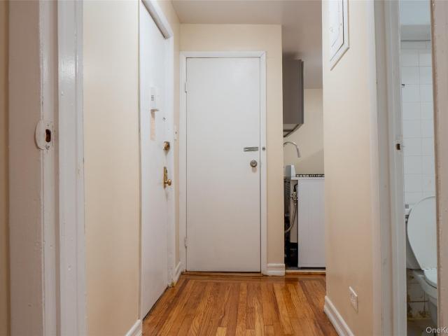 34 58 90th Street, Unit J4 | Compass