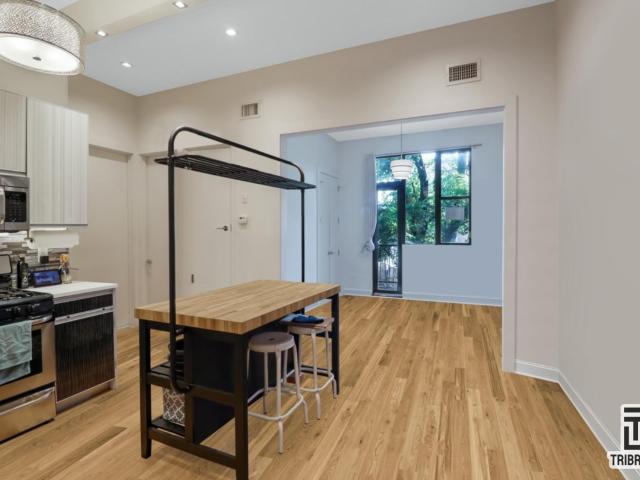 34 62 10th Street, Queens, NY
