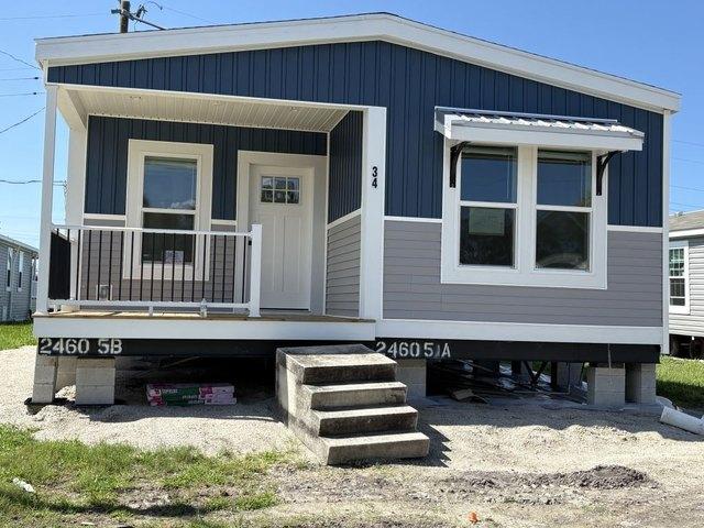 34 7th St W Unit 34, Nokomis, FL 34275