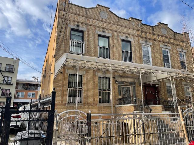 34 16 rd Street