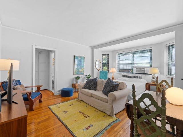34 20 79th Street, Queens, NY