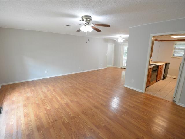 34 Tamworth Circle