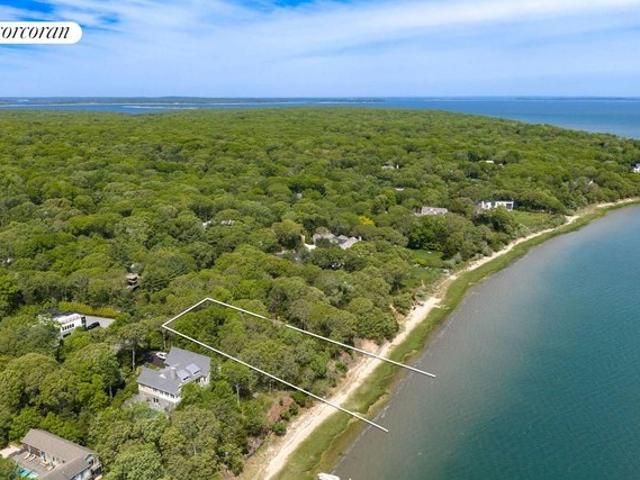 34 Three Mile Harbor Dr, East Hampton, NY 11937