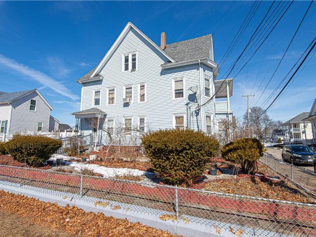 34 Tweed St, Pawtucket, RI 02861 | MLS #1406 | Compass