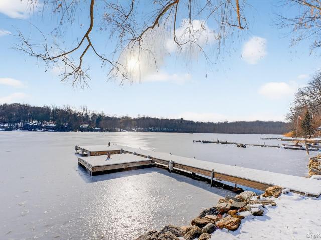 34 Twin Lakes Rd, South Salem, NY 10590 | MLS #944447
