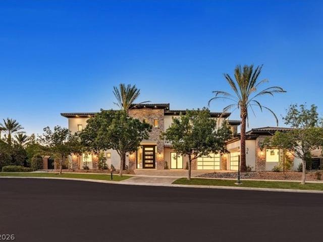34 Vintage Canyon St, Las Vegas, NV 89141