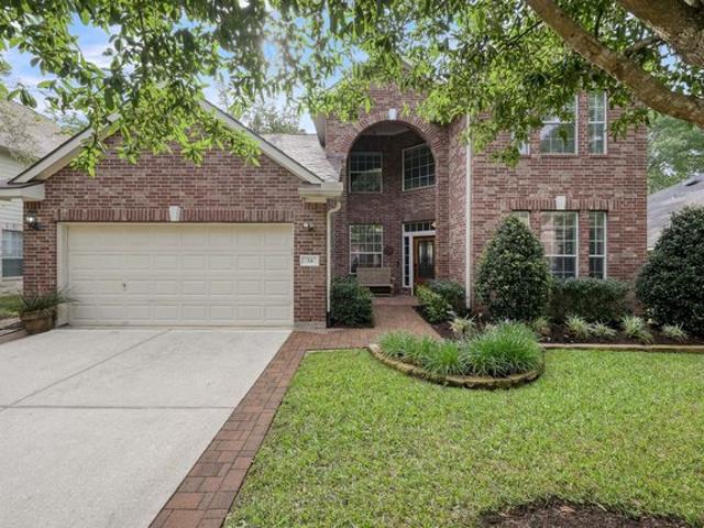 34 W Prairie Dawn Cir, The Woodlands, TX 77385