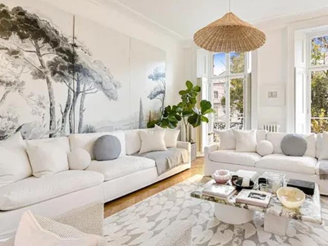 34 Wellington Square, London, SW3 4NR, United Kingdom | 5 bed townhouse for rent #139402076 | Rentberry
