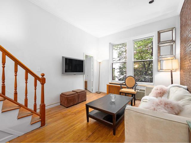 34 West 76th Street, New York, NY