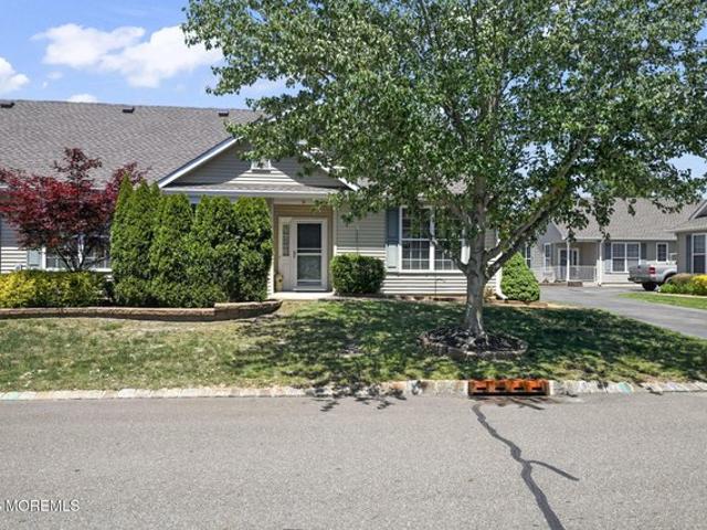 34 Winkle Ct Unit A, Manchester, NJ 08759