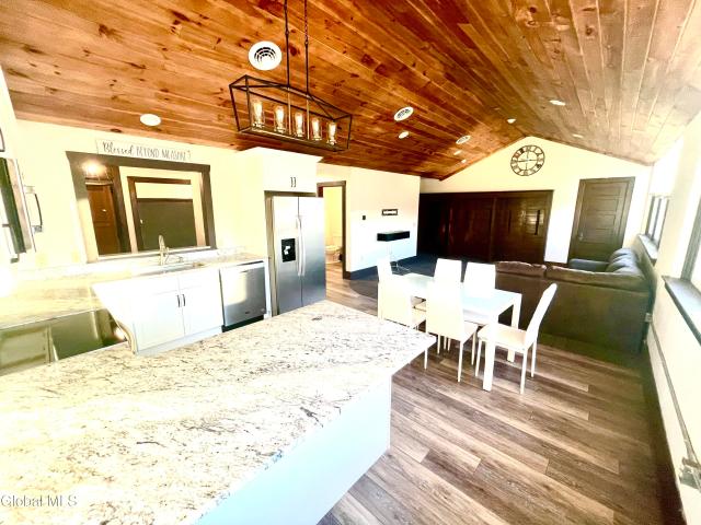 34 William Street 301 #
