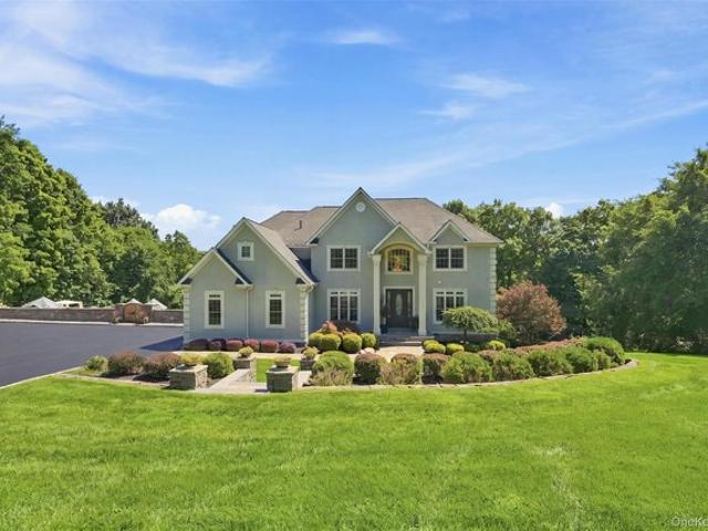 34 Woodcrest Ln, Goshen, NY 10924