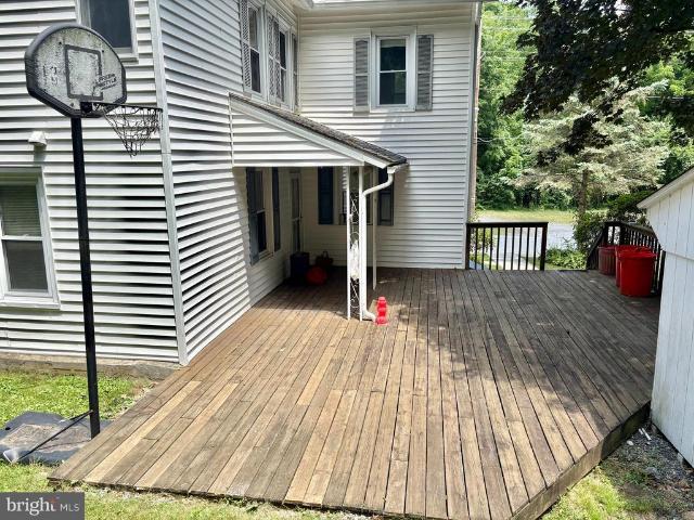 34 Woodland Avenue