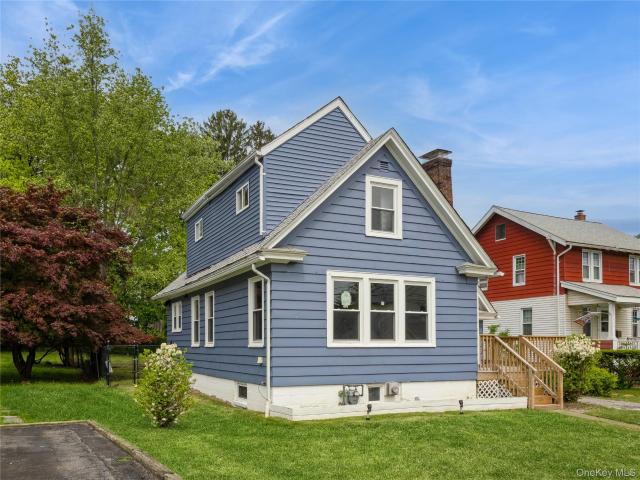 34 Woodland Avenue