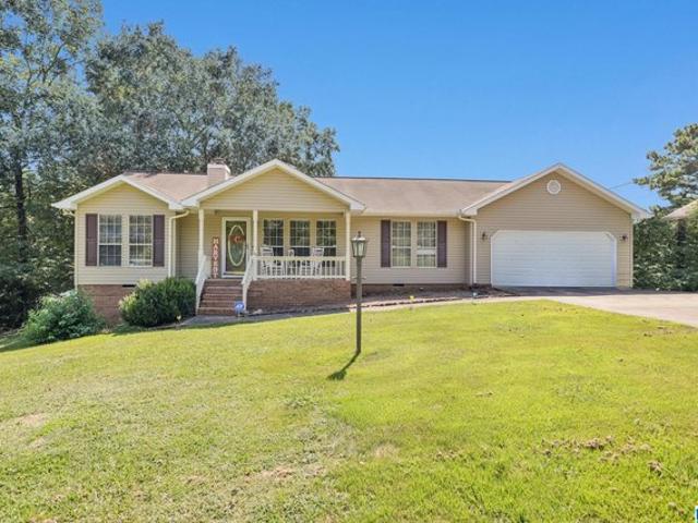 34 Yellowstone Dr, Oxford, AL 36203