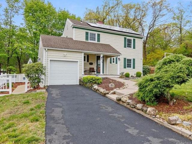 34 Alden Rd, West Haven, CT 06516