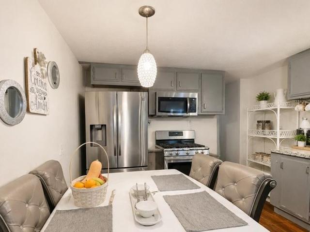 34 Arizona Way, Olivehurst, CA 95961