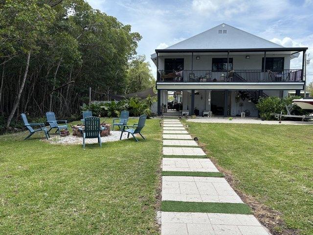 34 Atlantic Dr, Key Largo, FL 33037