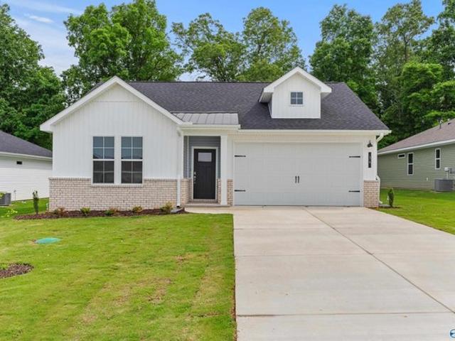 34 Aurora Cir, Fayetteville, TN 37334