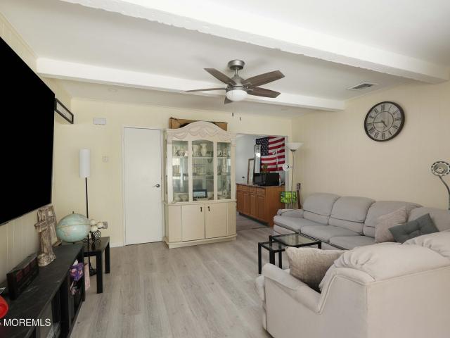 34 B Pheasant Street