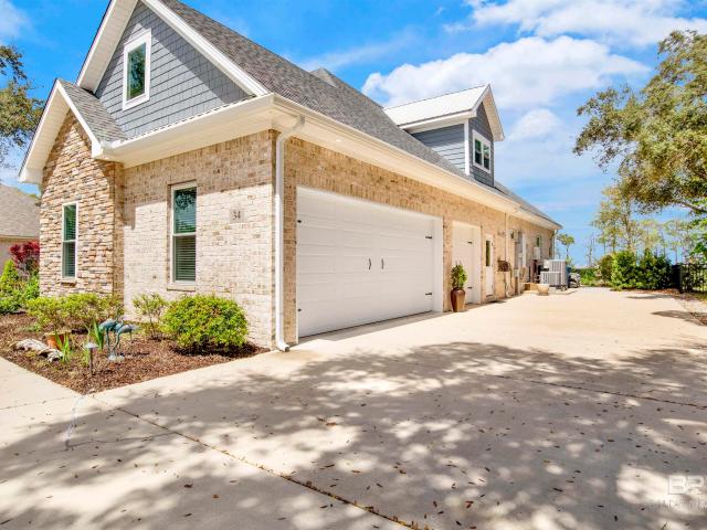 34 Bayside Court