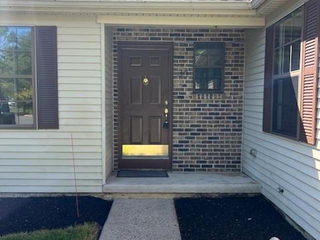 34 Bretshire Court