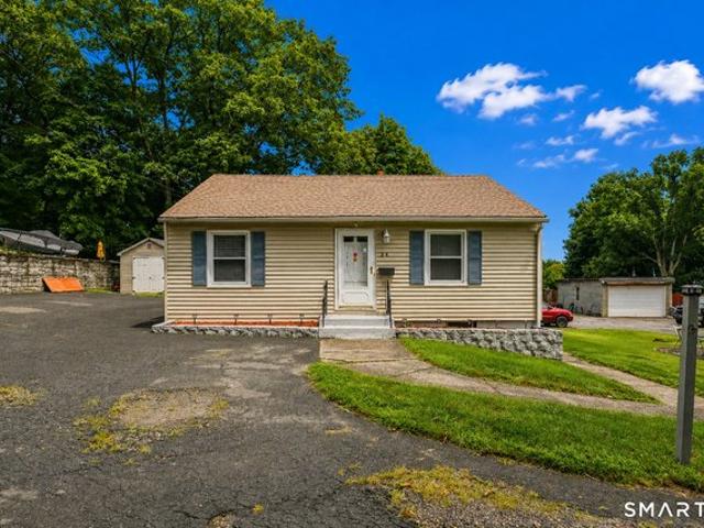 34 Brighton St, Waterbury, CT 06704